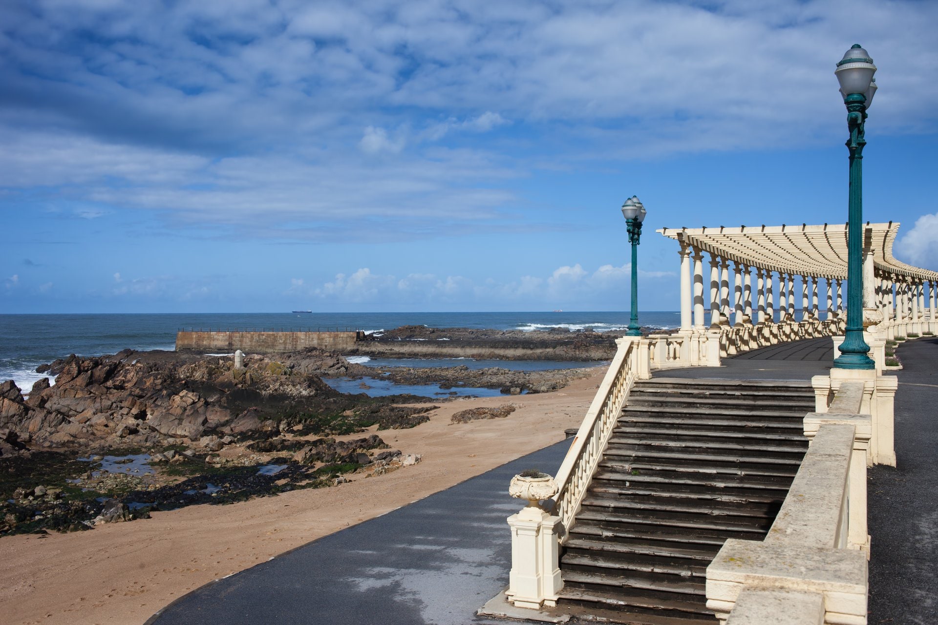 17 Best Beaches in Porto, Portugal | Celebrity Cruises