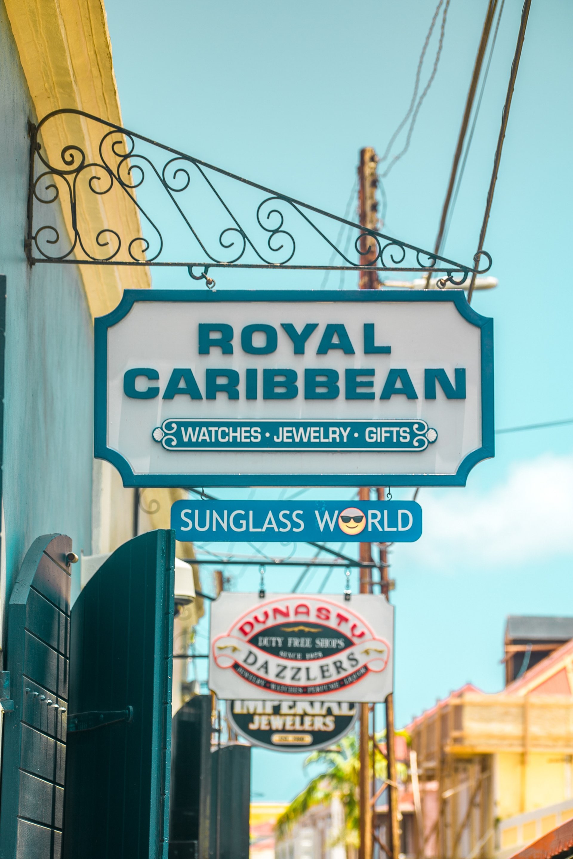 Shopping in St. Thomas: Where to Go & What to Buy | Celebrity Cruises