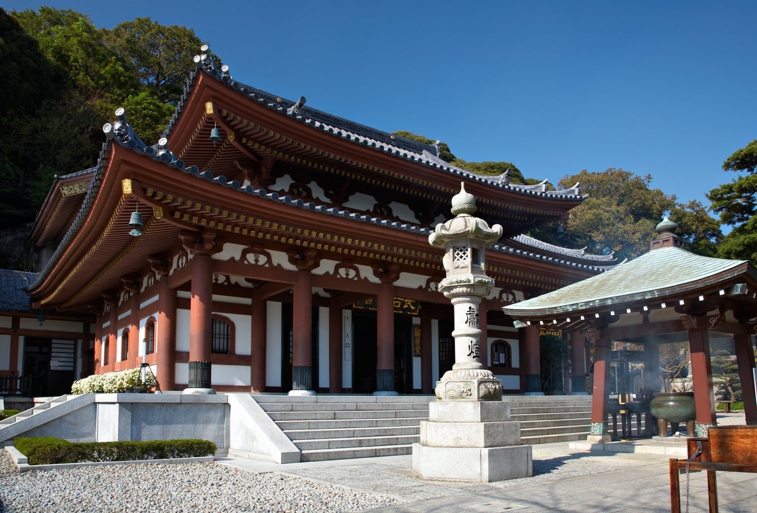11 Famous Temples to Visit in Japan | Celebrity Cruises