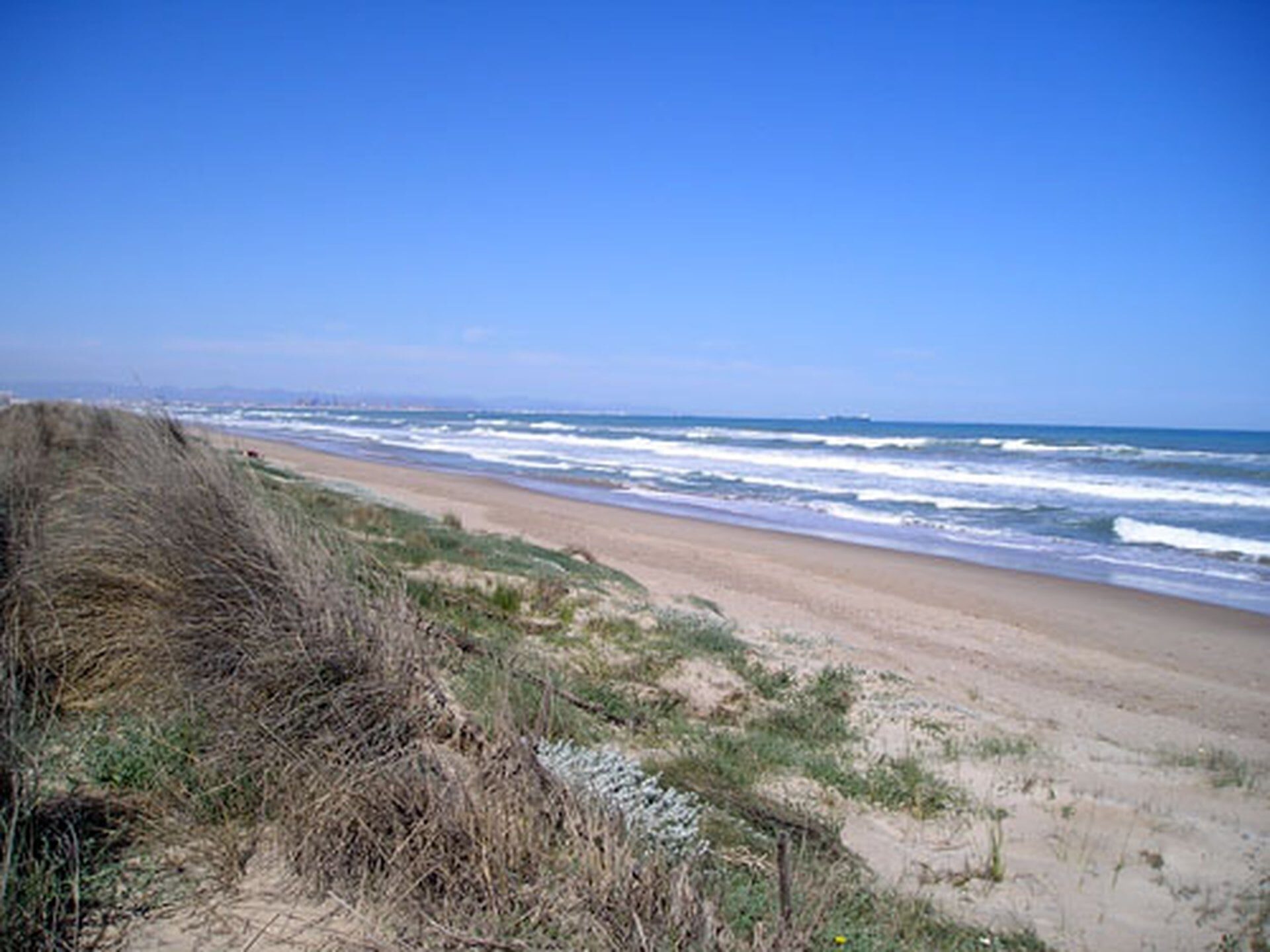 13 Best Beaches in Valencia, Spain | Celebrity Cruises