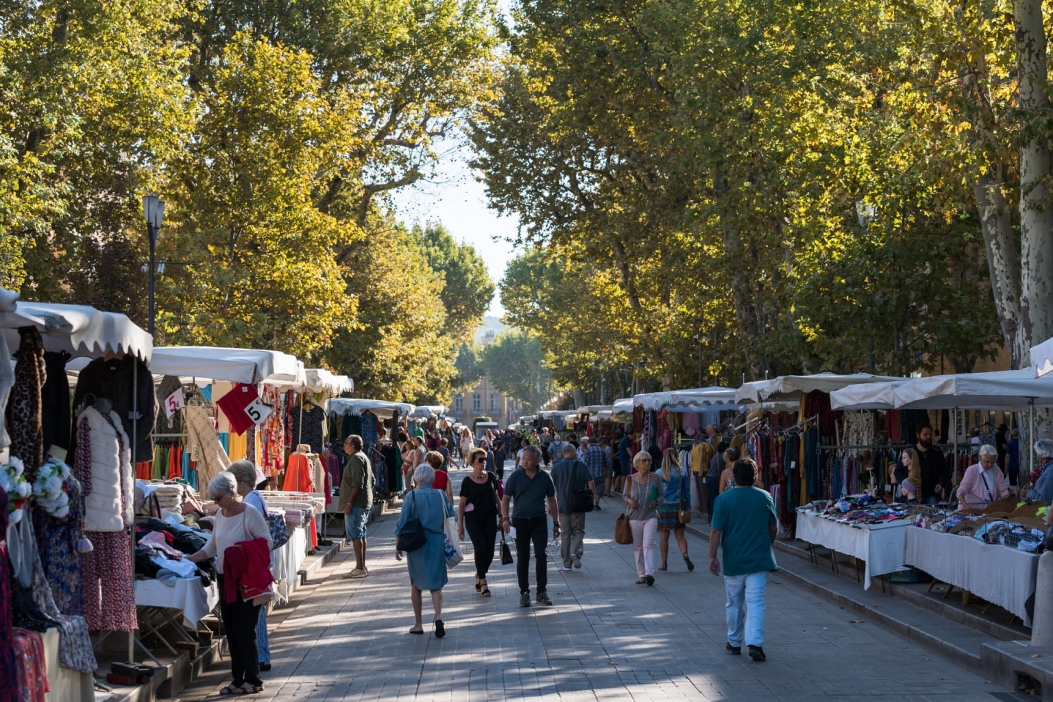 12 Best Places to Go Shopping in France | Celebrity Cruises
