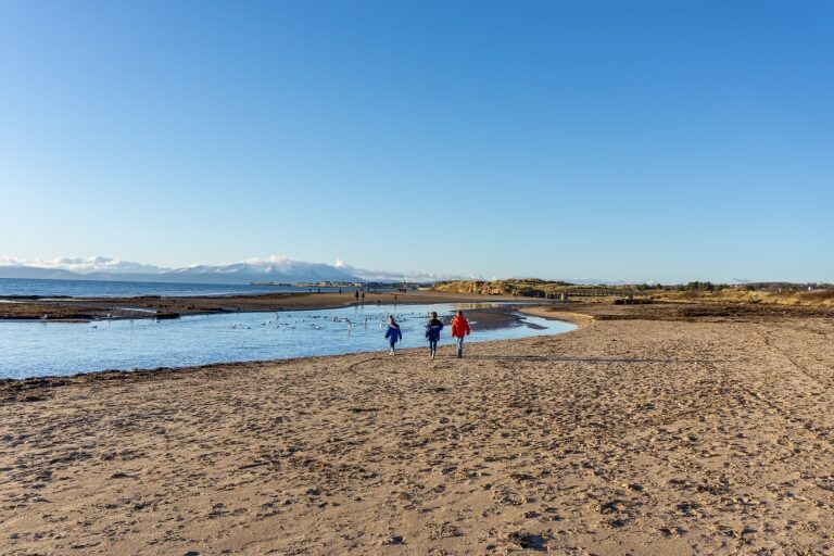 16 Best Beaches in the UK | Celebrity Cruises