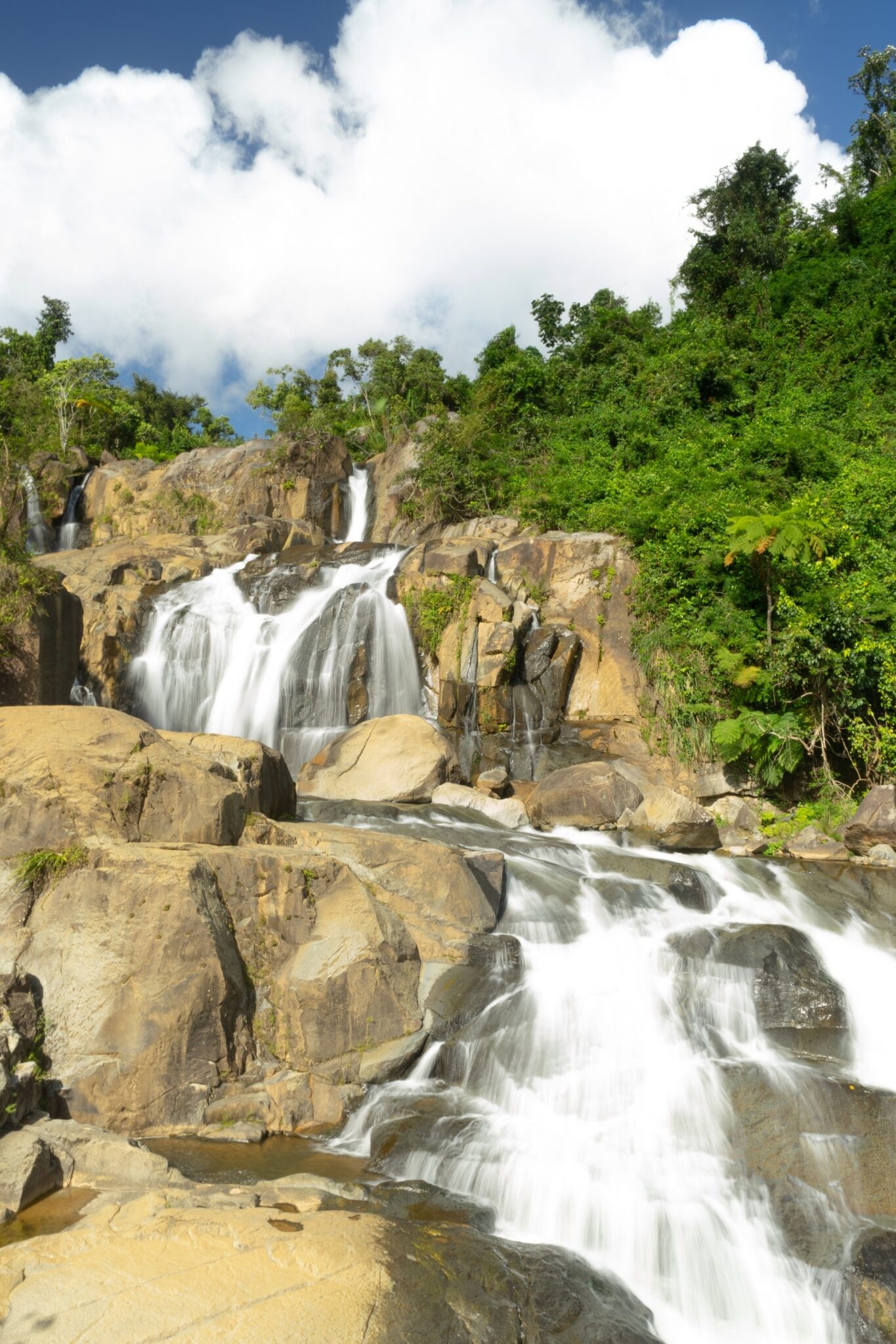 10 Gorgeous Waterfalls in Puerto Rico | Celebrity Cruises