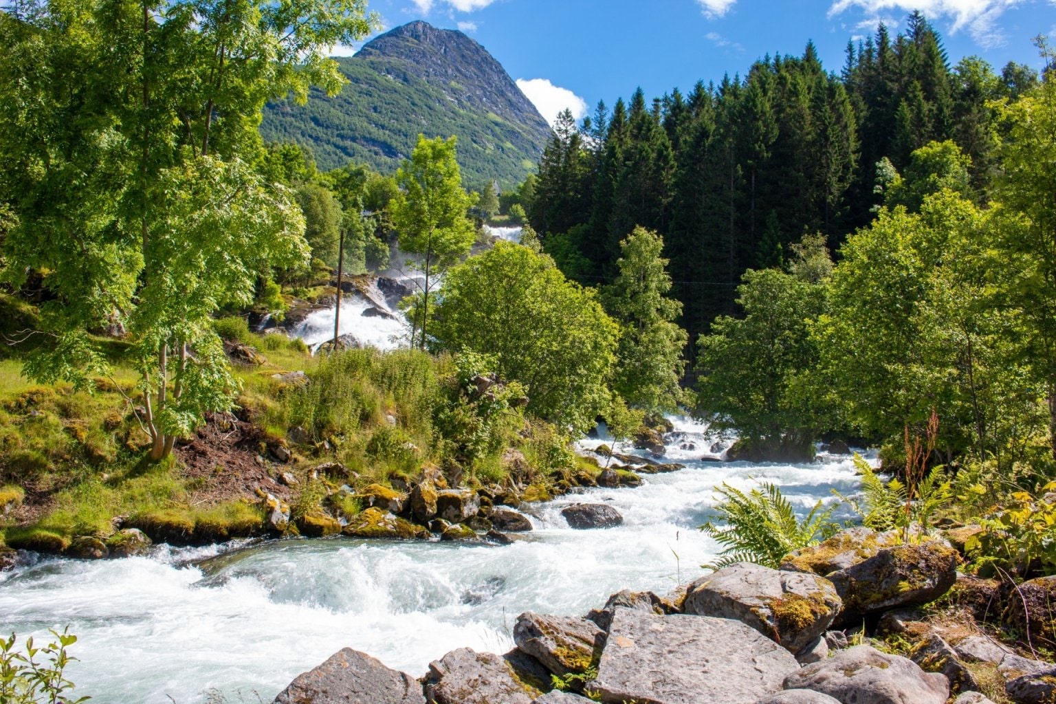 16 Gorgeous Waterfalls to See in Norway | Celebrity Cruises