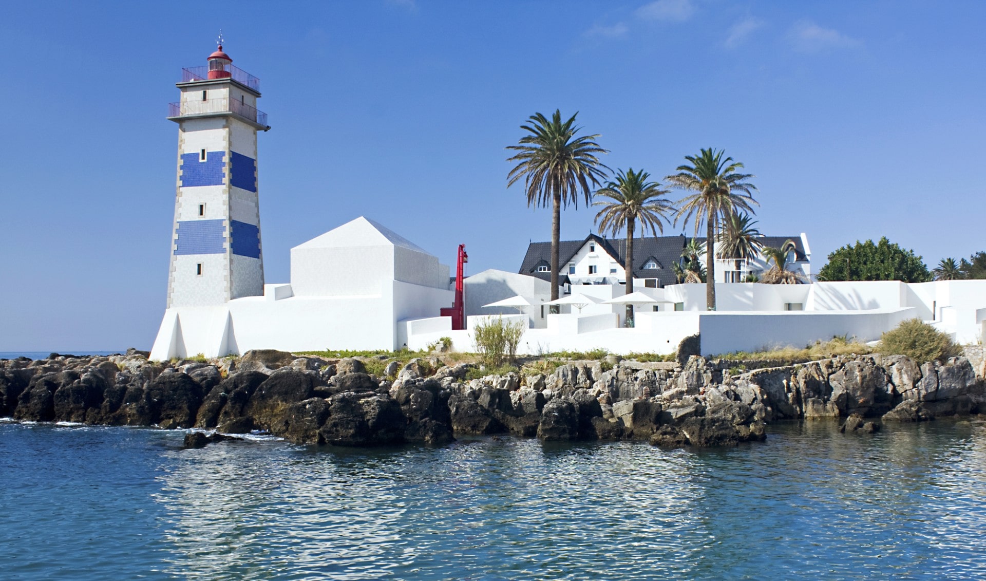 18 Famous Lighthouses to See Around the World | Celebrity Cruises