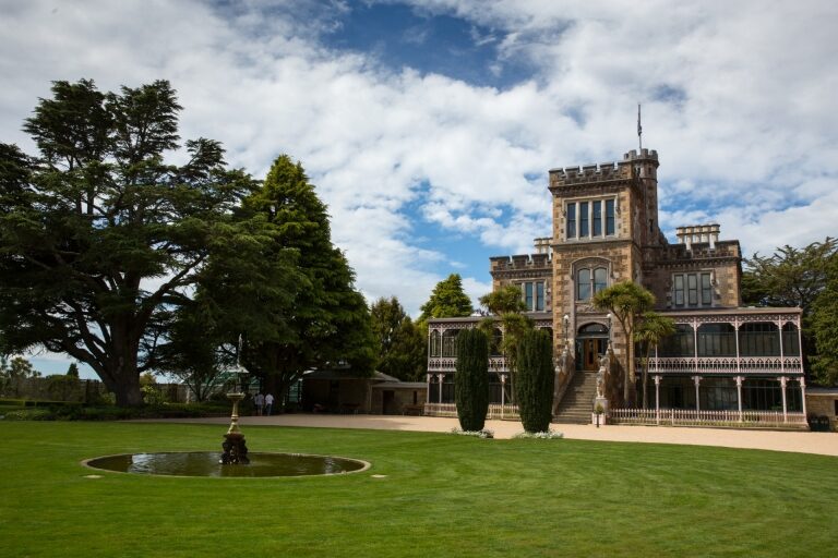 14 Most Famous Landmarks in New Zealand | Celebrity Cruises