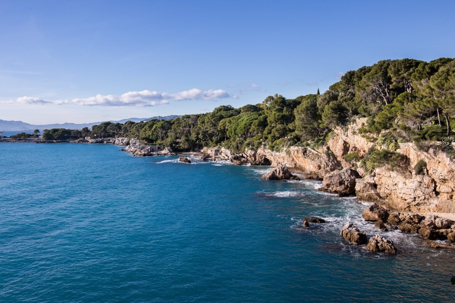 11 Best Beaches in Cannes | Celebrity Cruises