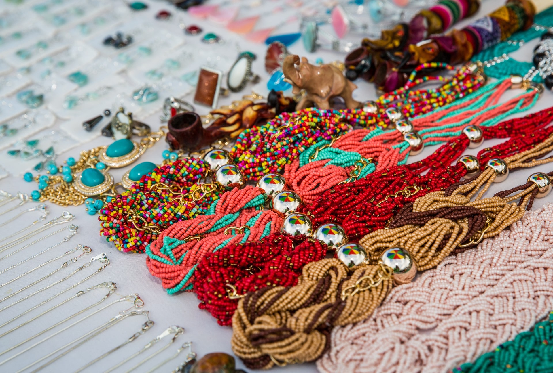 12 Best Places to Go Shopping in Aruba | Celebrity Cruises