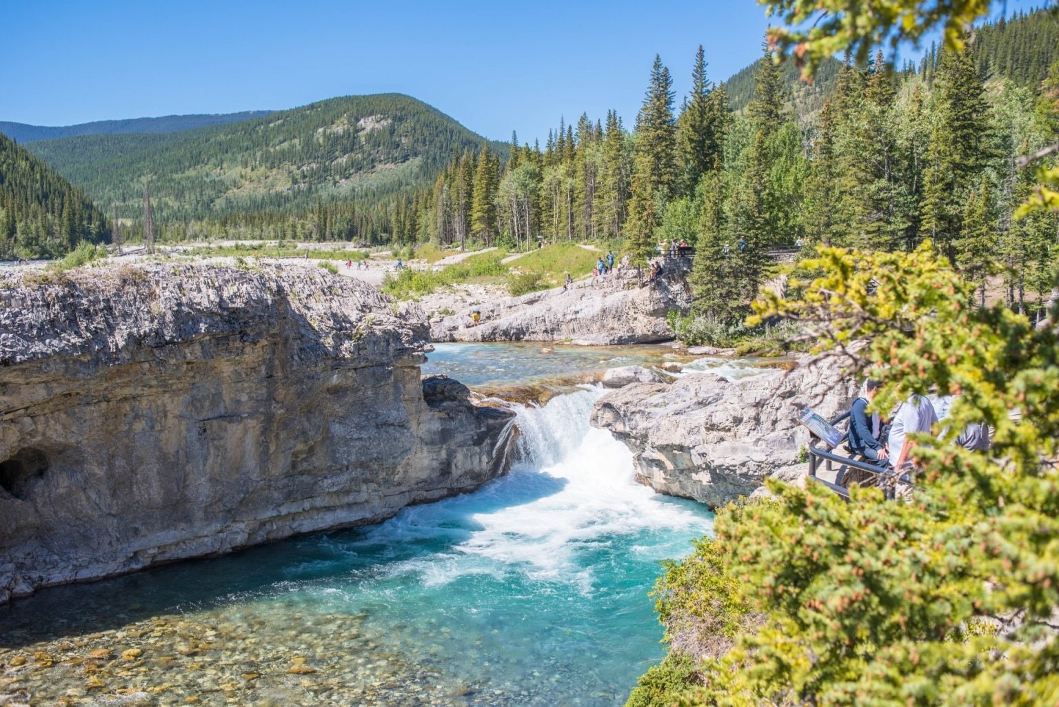 An Insider's Guide to Downtown Banff | Celebrity Cruises