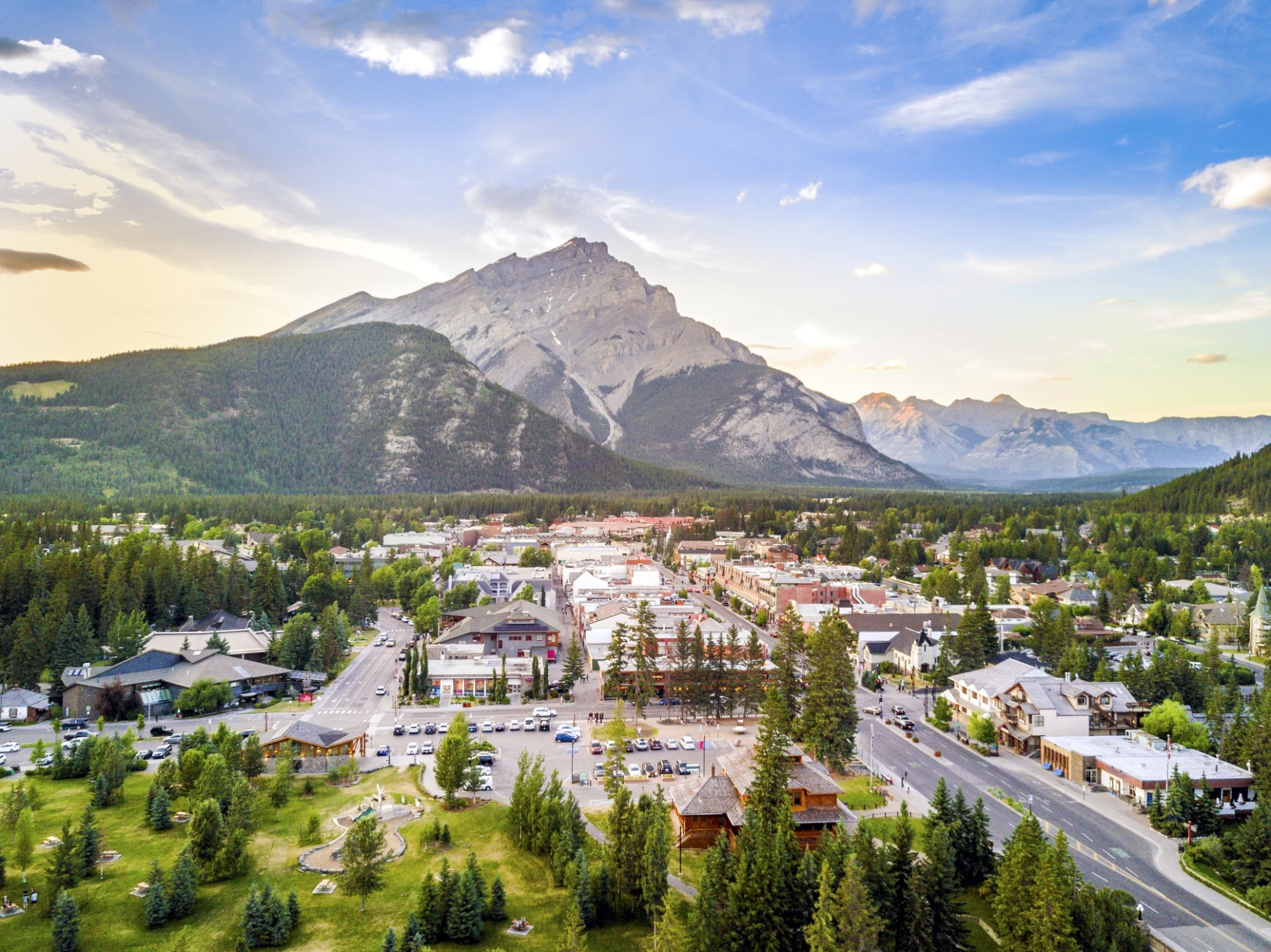 An Insider's Guide to Downtown Banff | Celebrity Cruises
