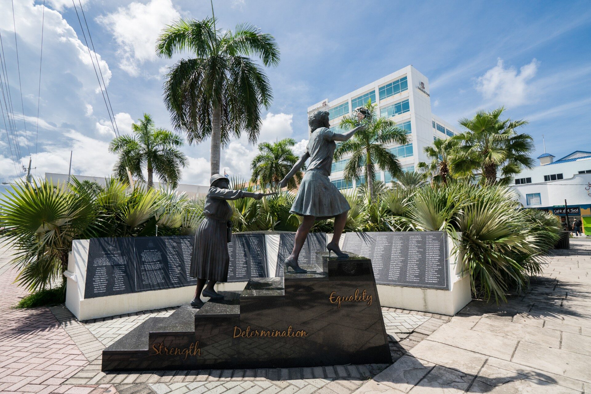 Insider’s Guide to George Town, Grand Cayman | Celebrity Cruises