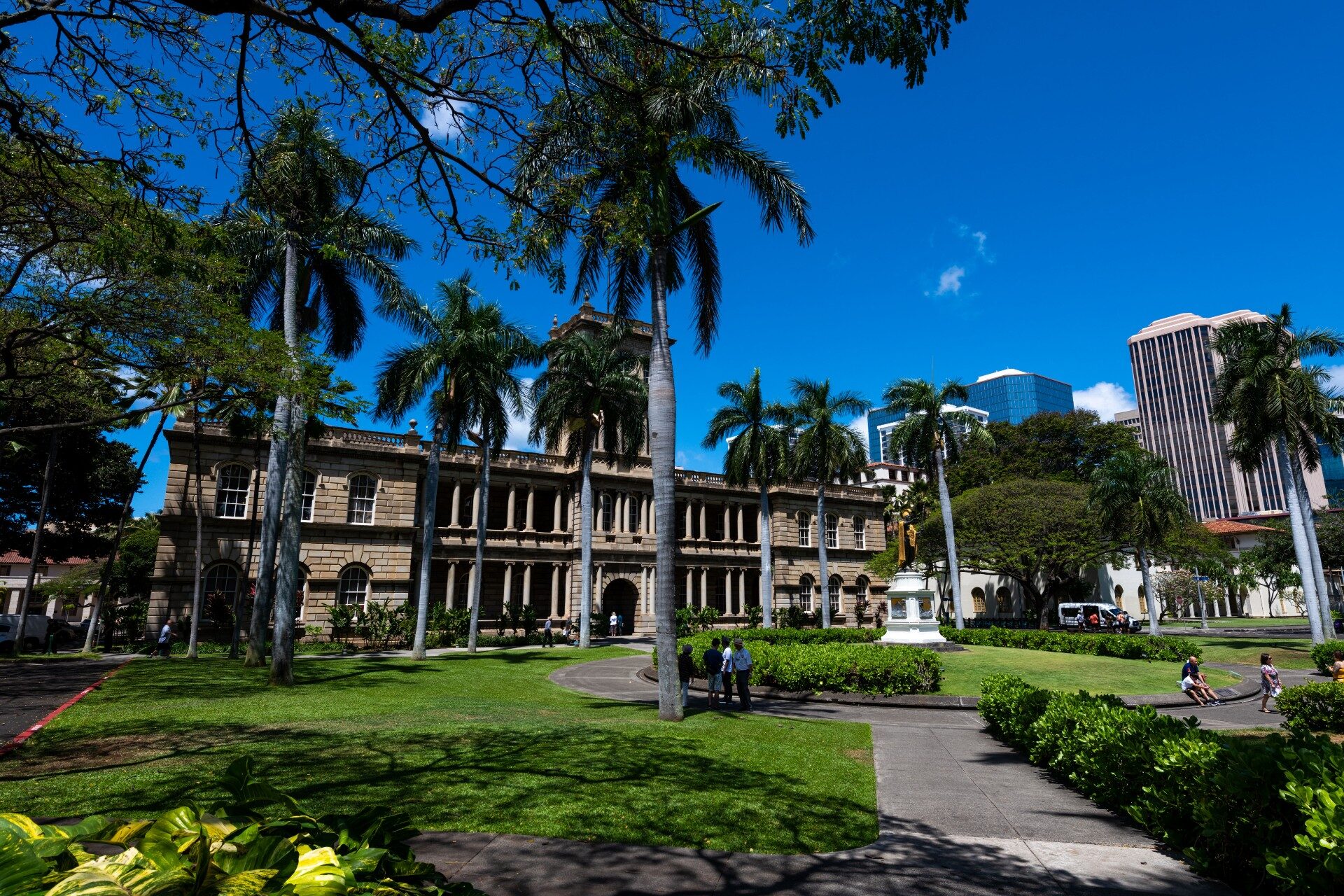 When Is the Best Time to Visit Honolulu? | Celebrity Cruises