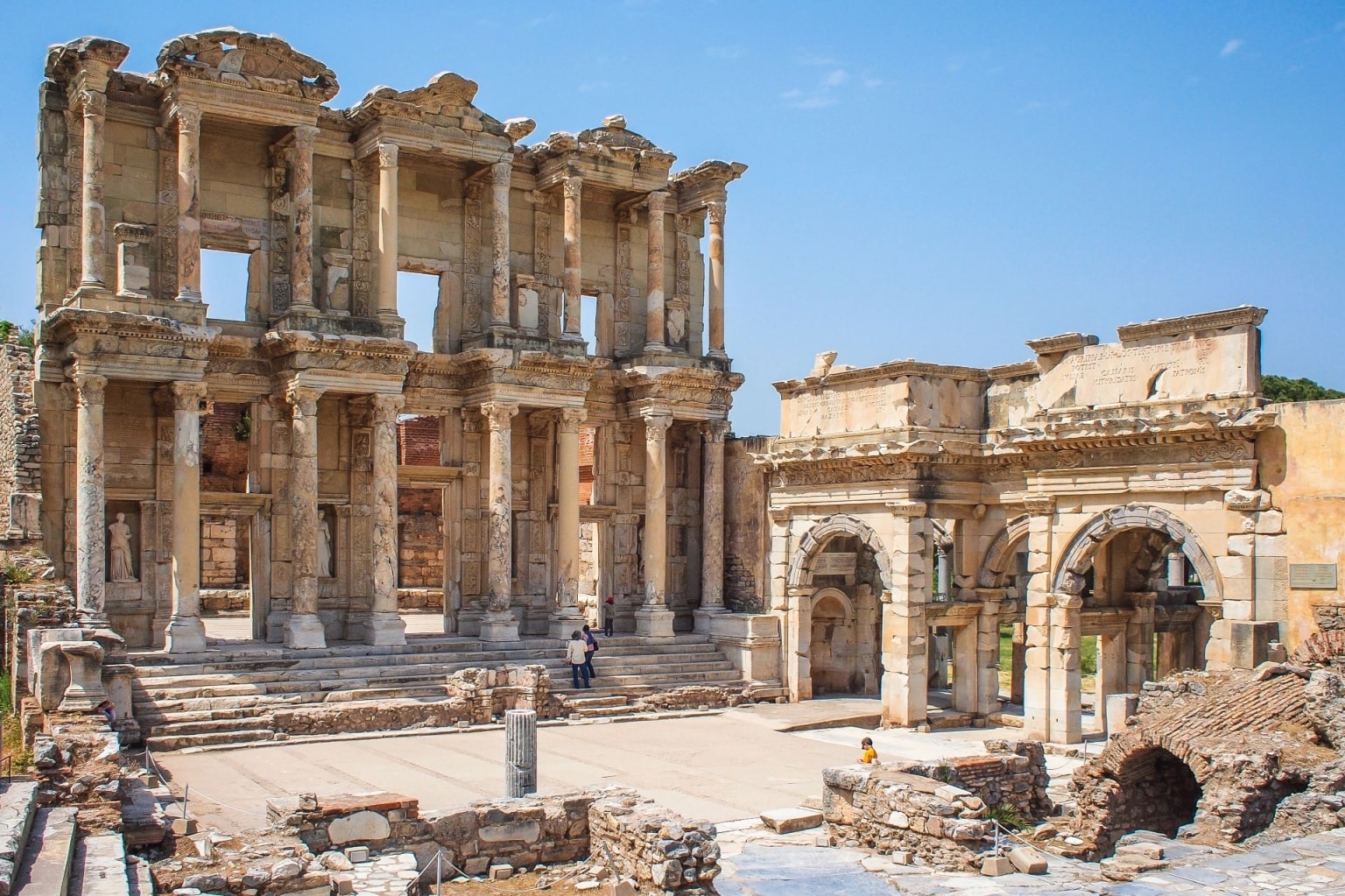 12 Best Roman Ruins to Visit Around the World | Celebrity Cruises