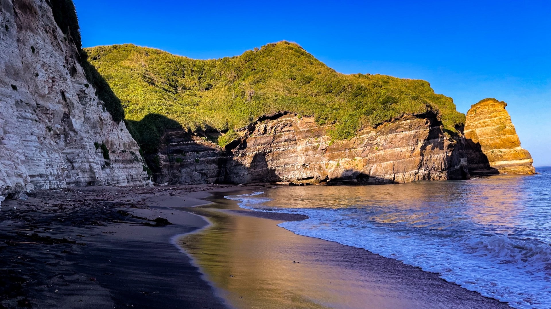 12 Best Beaches Near Tokyo | Celebrity Cruises