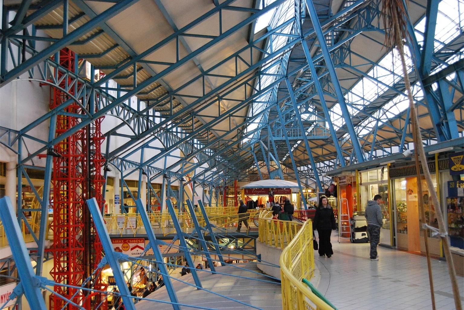 12 Best Markets in Budapest to Visit | Celebrity Cruises