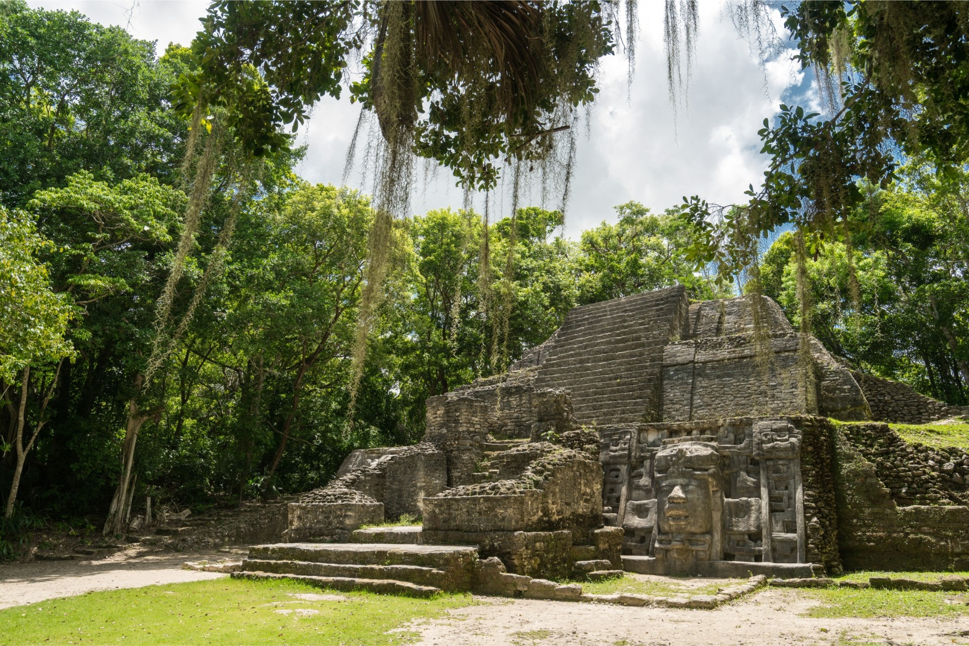 The Complete Guide to Mayan Ruins in Belize | Celebrity Cruises