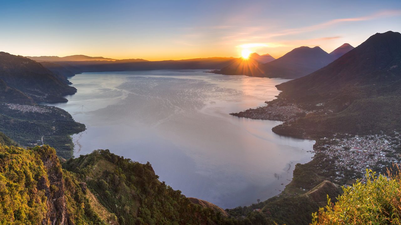 3262-panama-canal-sunset.jpg?$16x9-large$